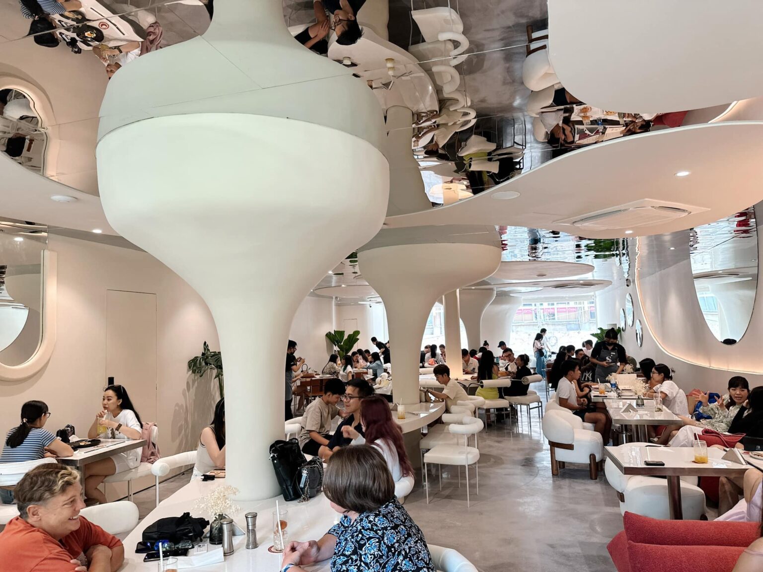 Bánh sừng bò “lục sắc” của SOKO CAKE BAKE BRUNCH - SOKO GROUP